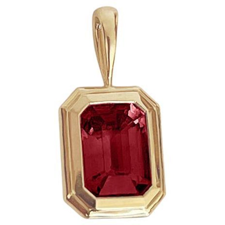 Lyra Baguette Pendant III - Ruby 1CW For Sale at 1stDibs