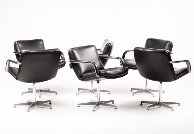 "Mad Men" Armchairs Model 384 by Geoffrey Harcourt for Artifort at 1stDibs