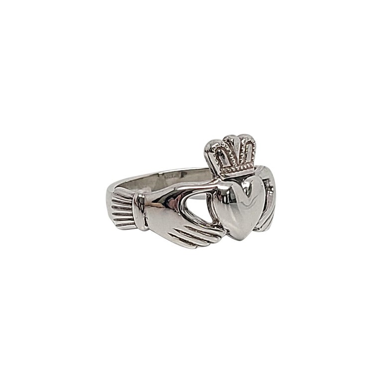 Made in Dublin Ireland Sterling Silver Claddagh Ring For Sale at 1stDibs