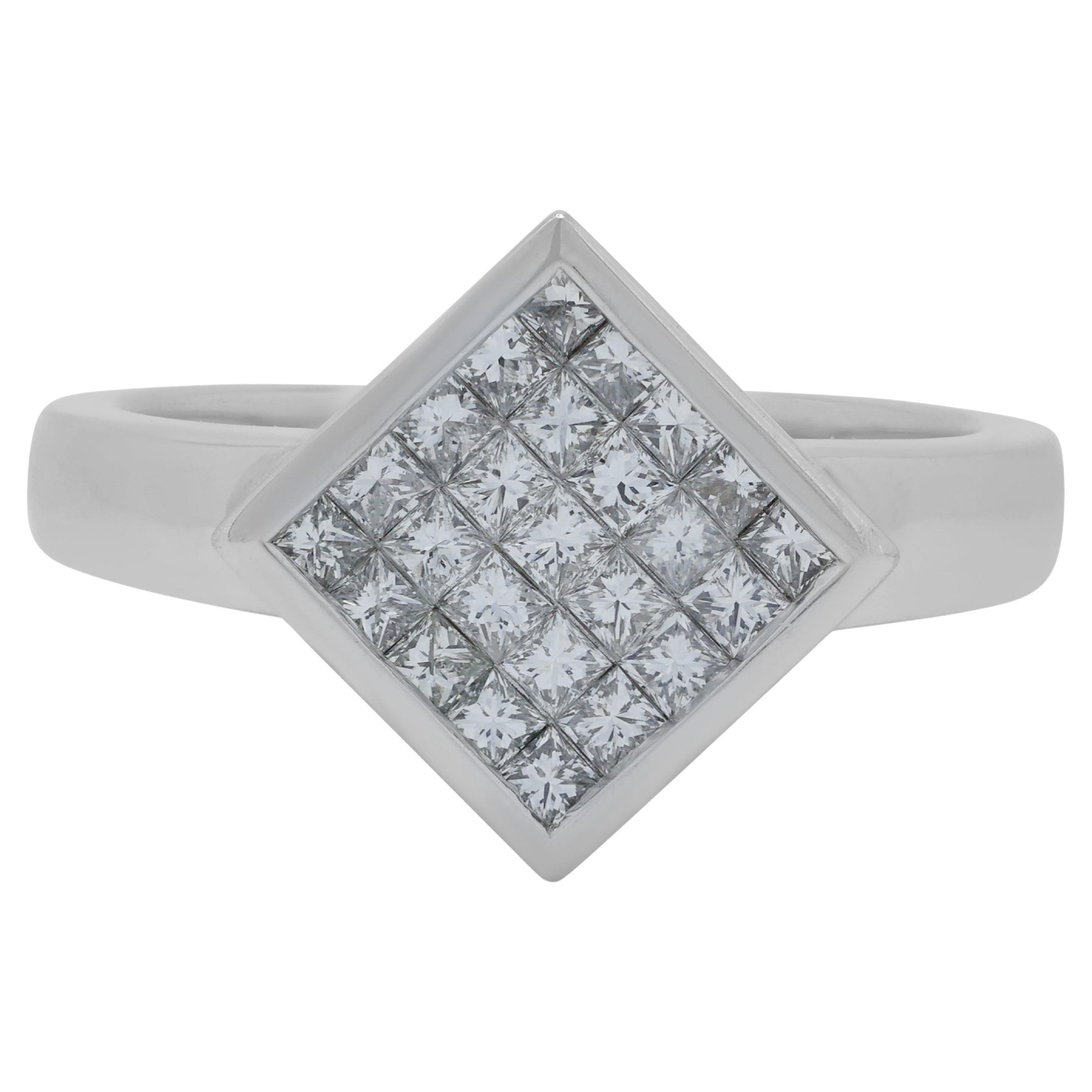 Magnificent 1.0ct Diamonds Cluster Ring in 18K White Gold For Sale at ...
