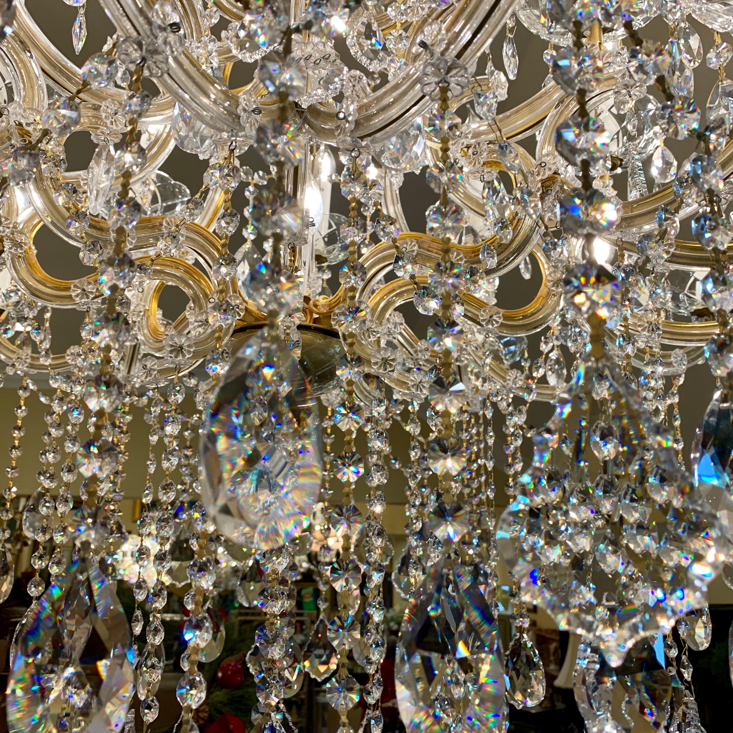 Magnificent 25-Light Maria Theresa Swarovski Crystal Olde World Gold ...