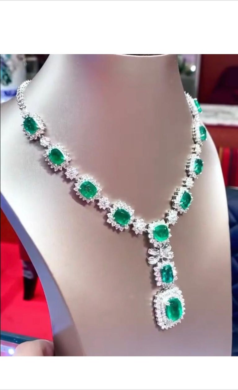 Magnificent 55 Carats of Emeralds and Diamonds on Necklace For Sale at ...