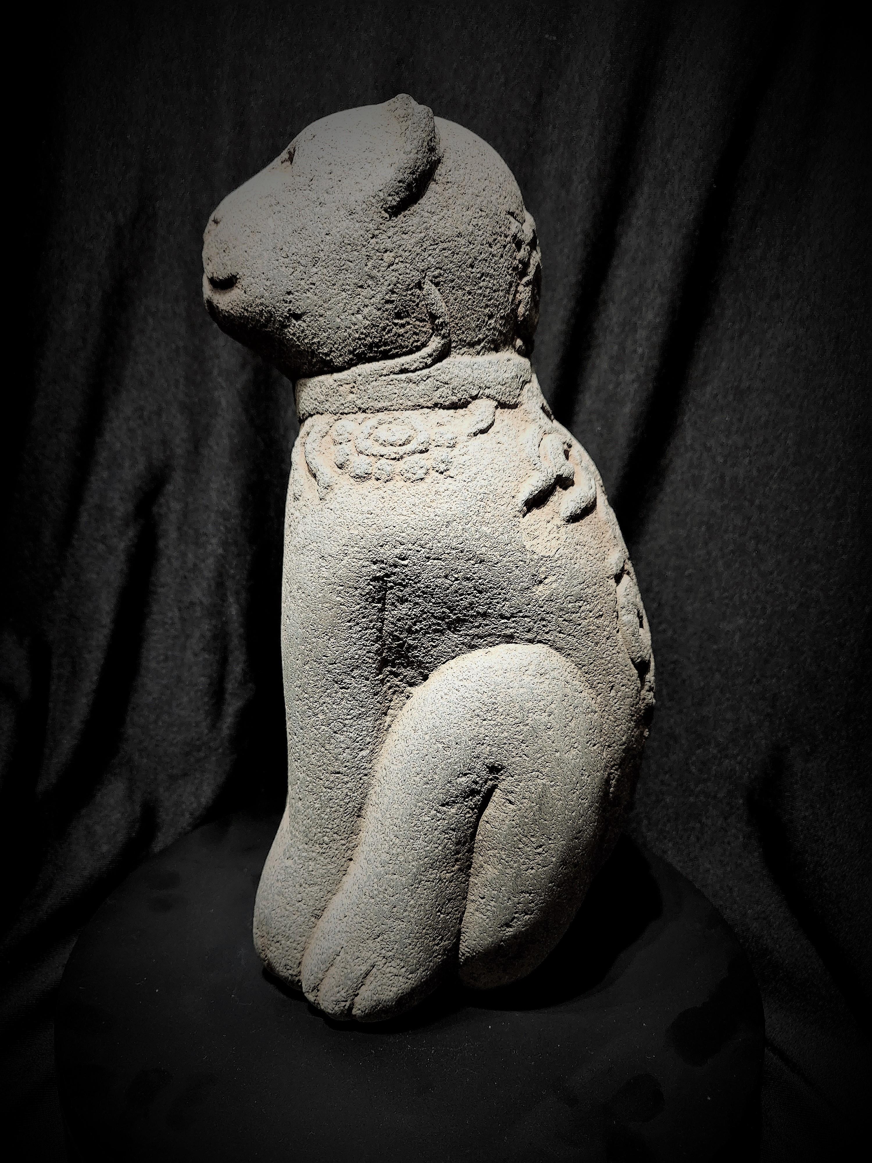 Magnificent Aztec Jaguar with incredible bas-relief designs - Pre-1970 ...