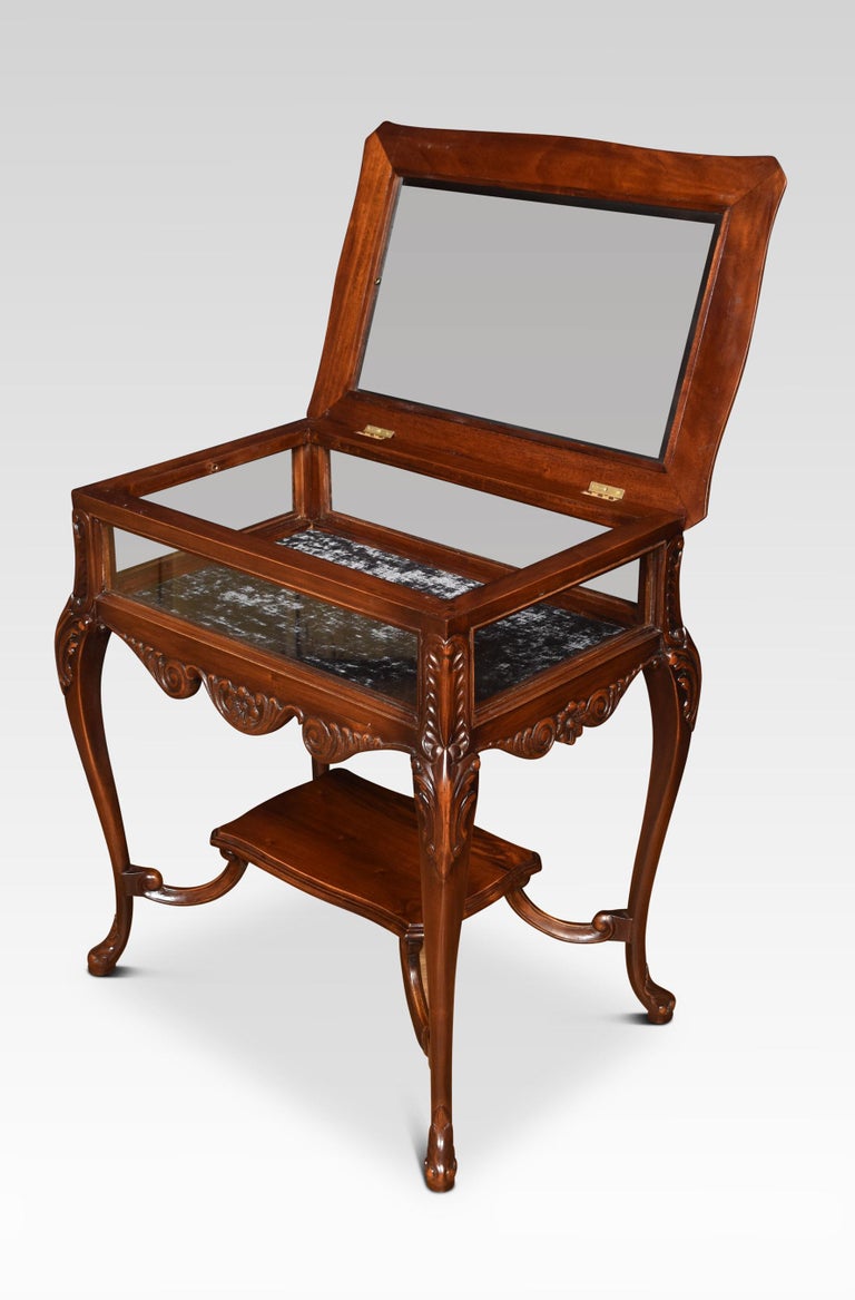 Mahogany Bijouterie Table For Sale at 1stDibs
