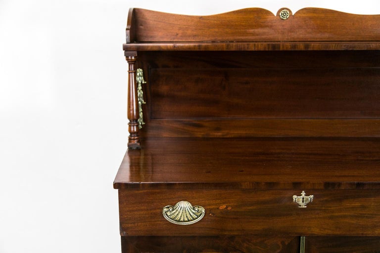 Mahogany English Regency Buffet/Server For Sale at 1stDibs