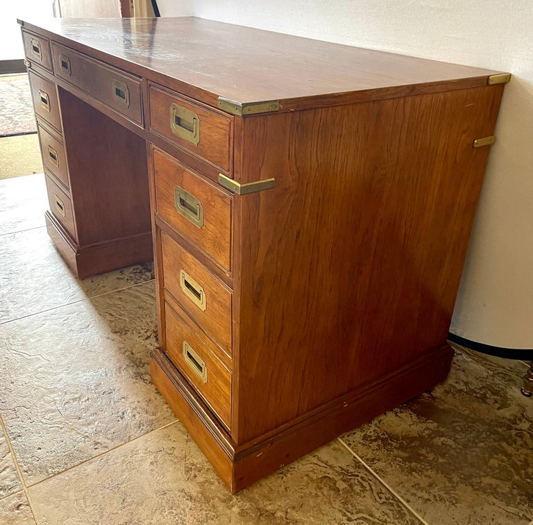 Mahogany Iconic Campaign Style Kneehole Partners Desk For Sale at 1stDibs