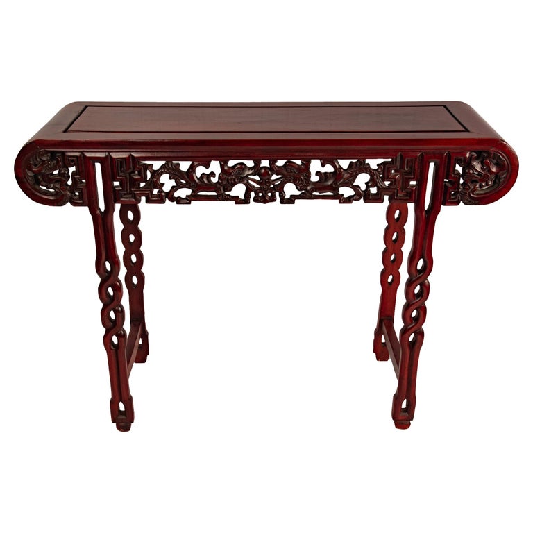 Table d'autel chinoise Ming en acajou En vente sur 1stDibs