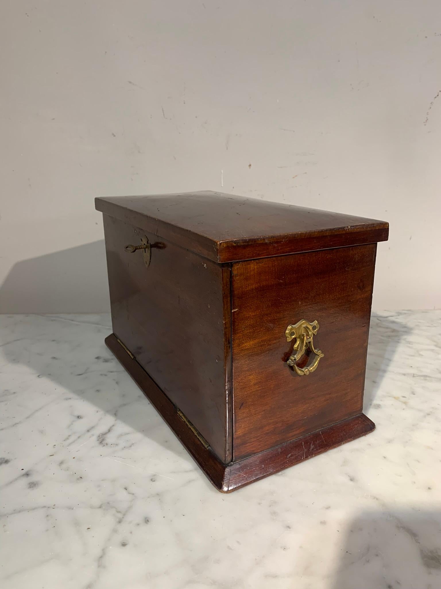 Mahogany Travel Writing Desk For Sale at 1stDibs