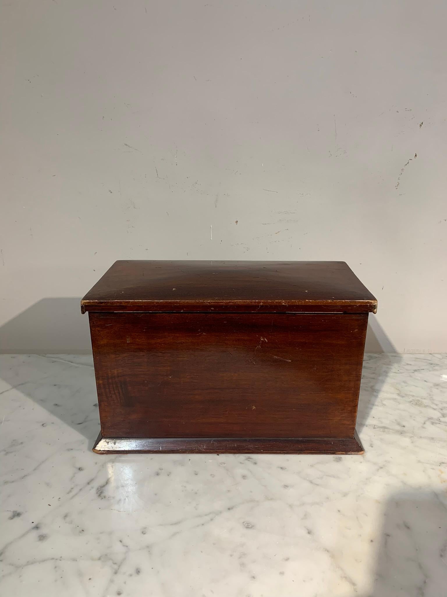 Mahogany Travel Writing Desk For Sale at 1stDibs