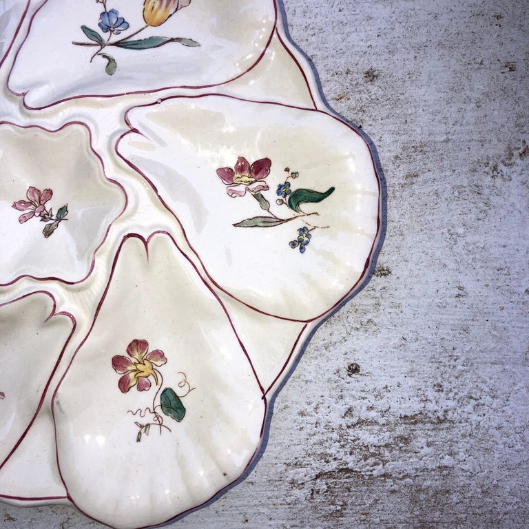 Majolica Flowers Oyster Plate Longchamp, circa 1900 For Sale at 1stDibs