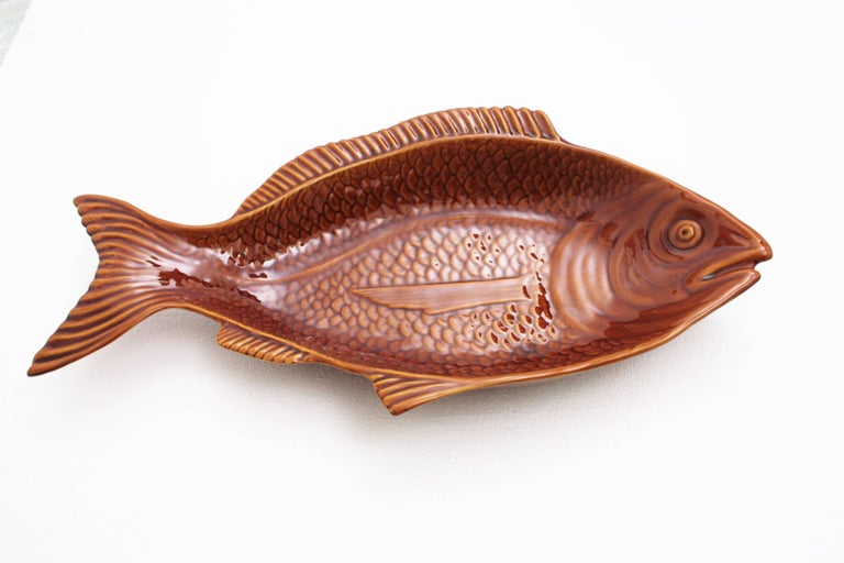 Fish Shaped Platter in Brown Majolica Glazed Ceramic, Portugal, 1960s ...