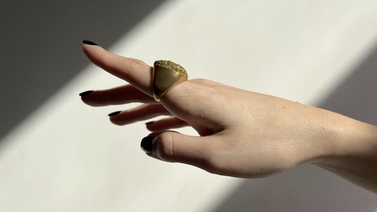 Malak 18k Gold Square Ring with Icy Diamonds For Sale at 1stDibs