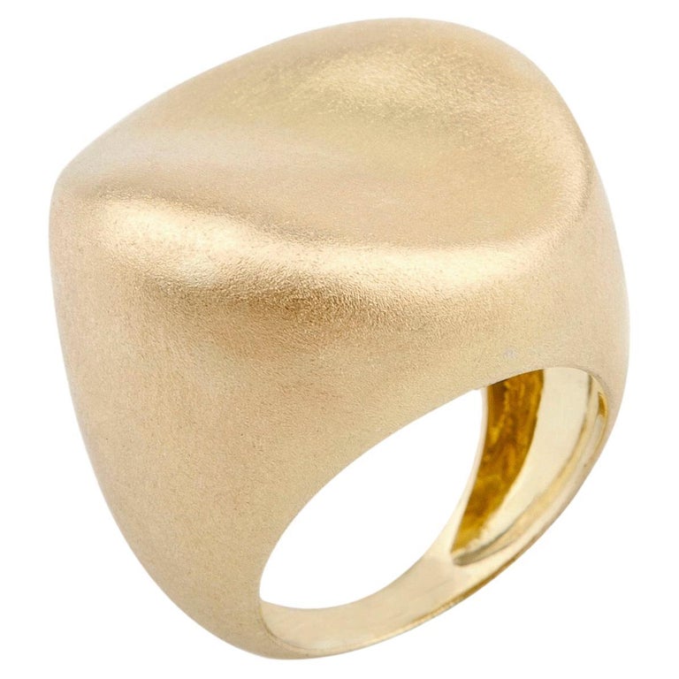 Customizable Malak Round Ring in Pure 18K Satin-Finish Hand Brushed ...