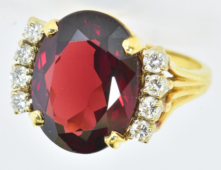 Malaya Garnet and Fine White Diamond Yellow Gold Ring For Sale at 1stDibs