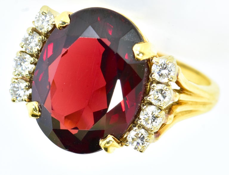 Malaya Garnet and Fine White Diamond Yellow Gold Ring For Sale at 1stDibs