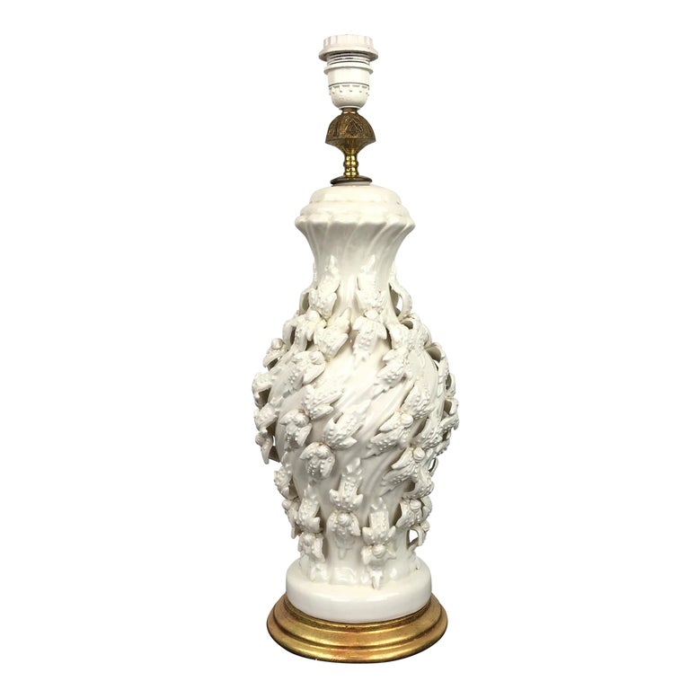 Manises White Ceramic Table Lamp, Ceramicas Bondia, Spain, 1960s For ...