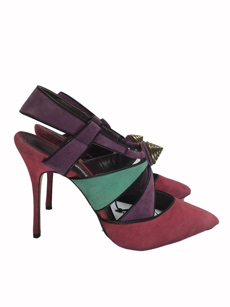 Vintage 1990s Manolo Blahnik Multi-color Pumps Size 40 For Sale at 1stDibs