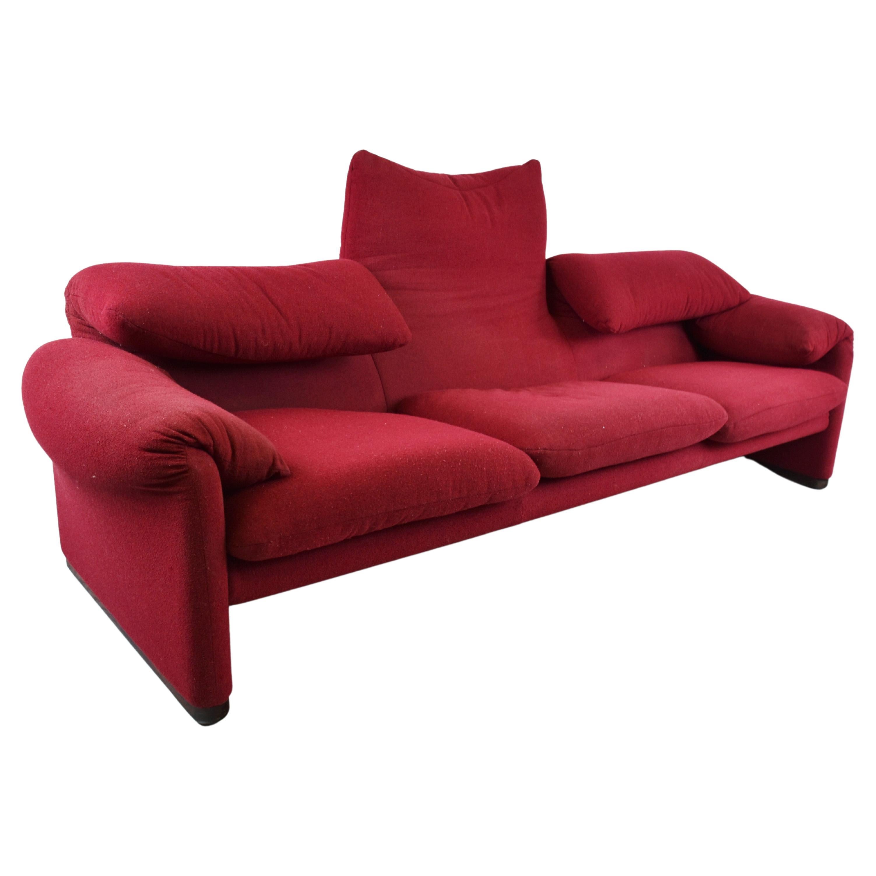 Vico Magistretti maralunga sofa Cassina at 1stDibs