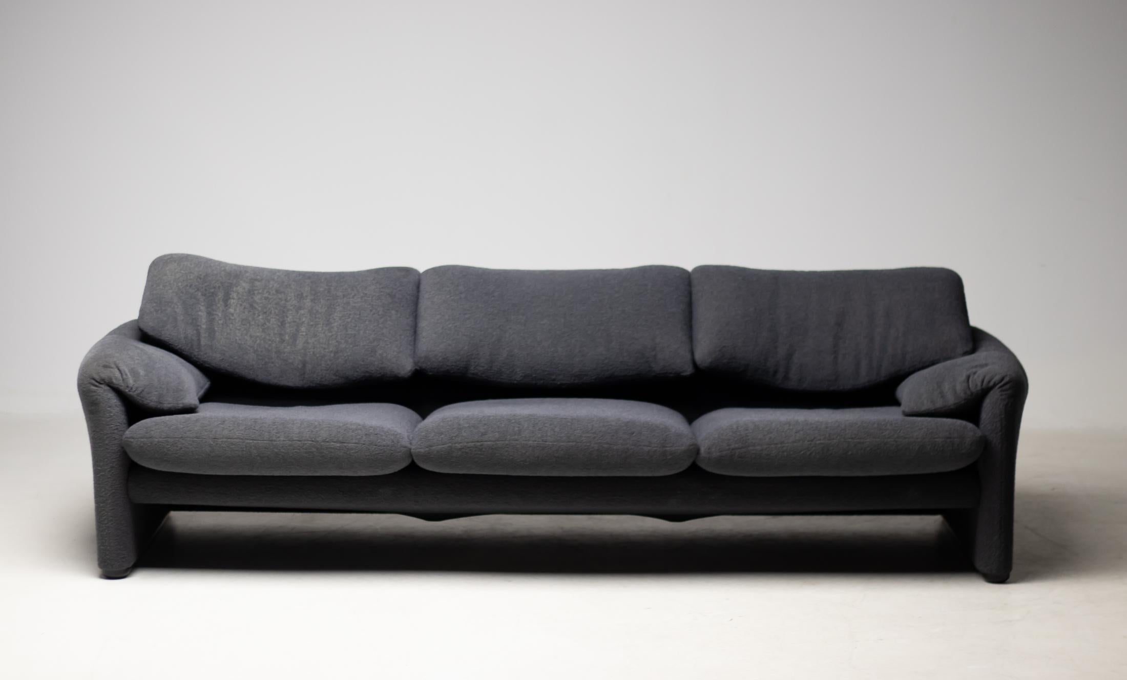 Maralunga 675 by Vico Magistretti for Cassina at 1stDibs | magistretti ...