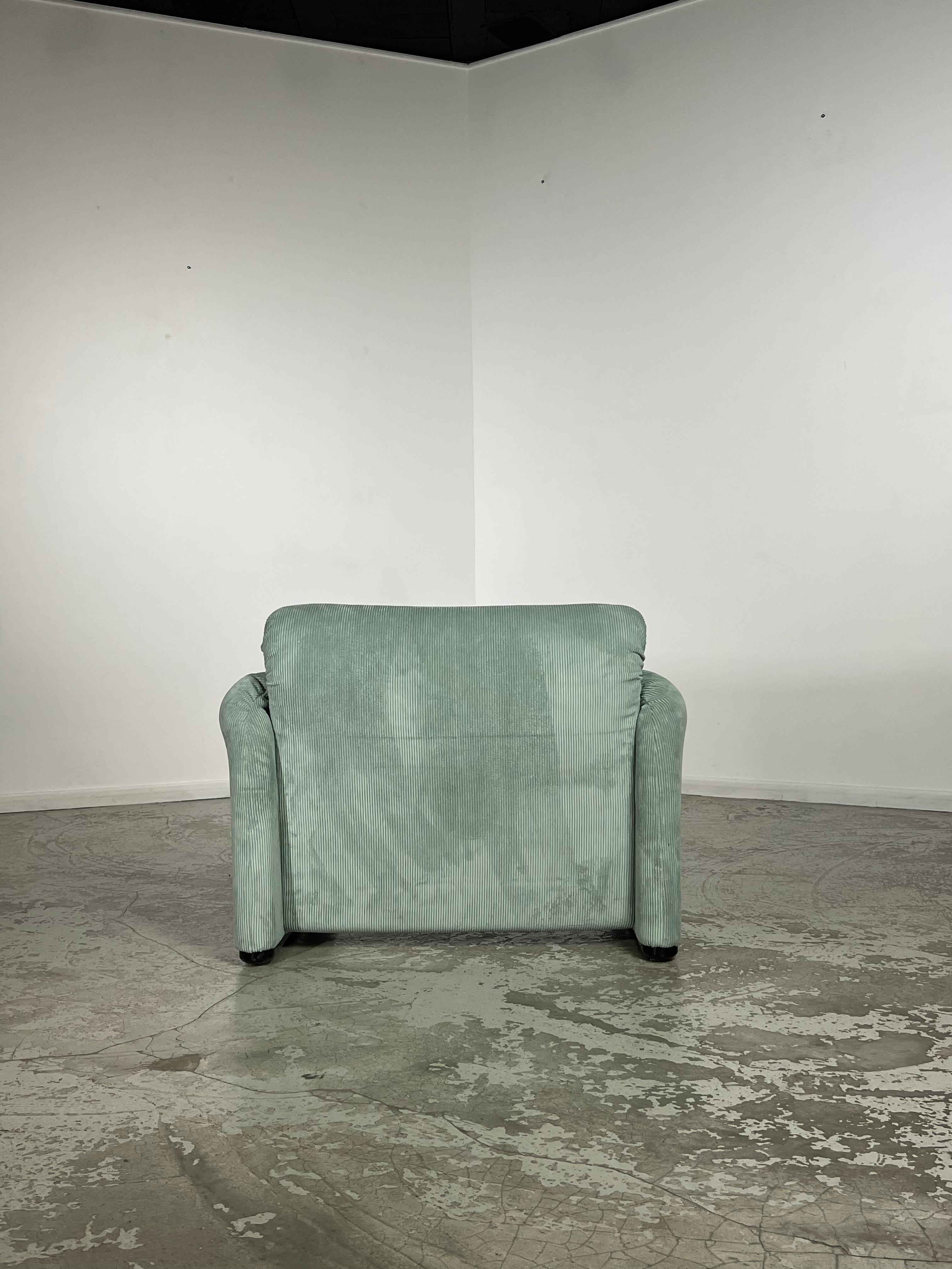 Maralunga Armchair by Vico Magistretti for Cassina, Italy, 1973 For ...