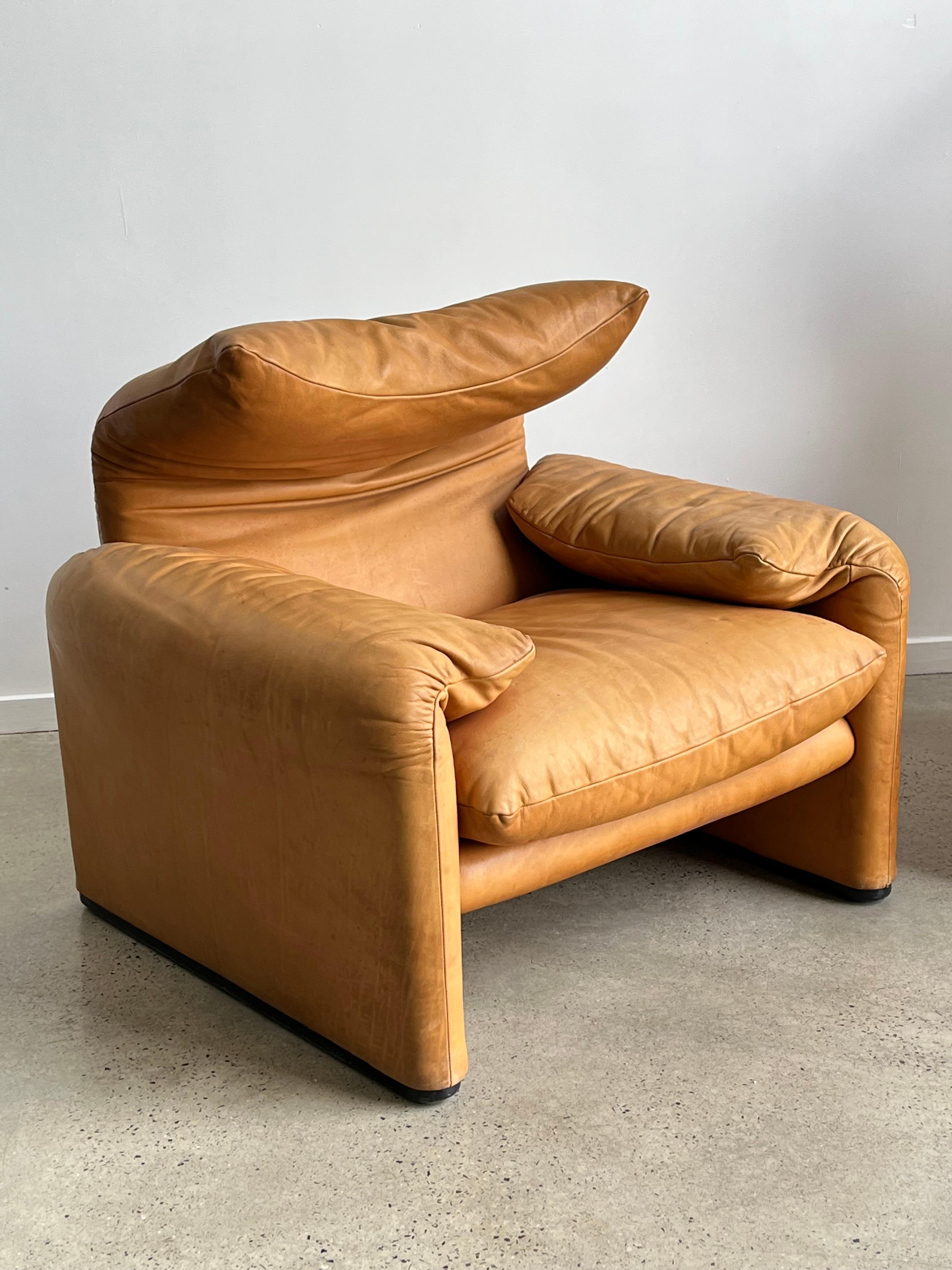 "Maralunga" Lounge Chair for Cassina Designed by Vico Magistretti Italy ...