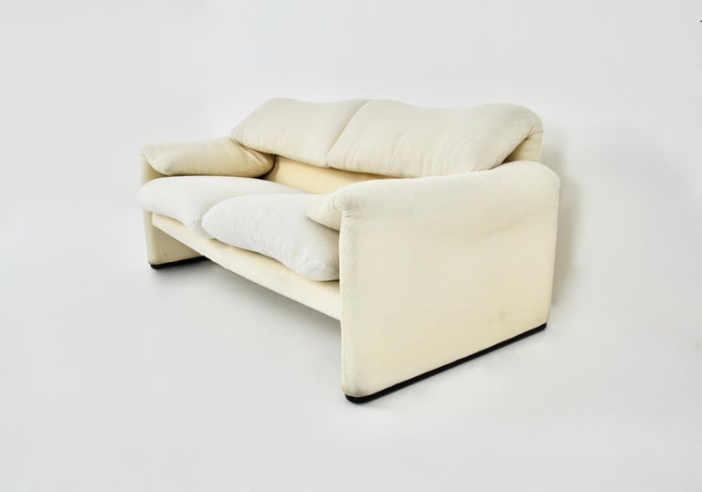 Maralunga sofa by Vico Magistretti for Cassina, 1970s For Sale at 1stDibs