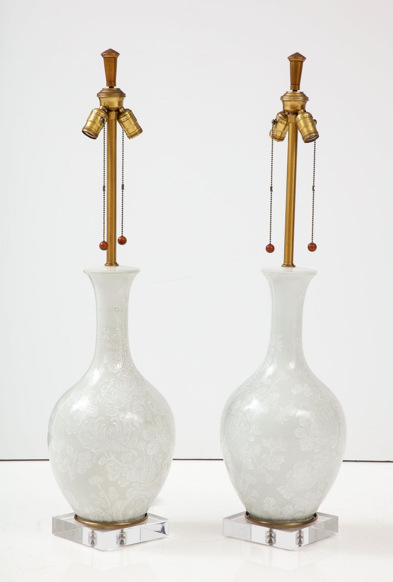 Marbro White, Beige Chrysanthemum Porcelain Lamps For Sale at 1stDibs