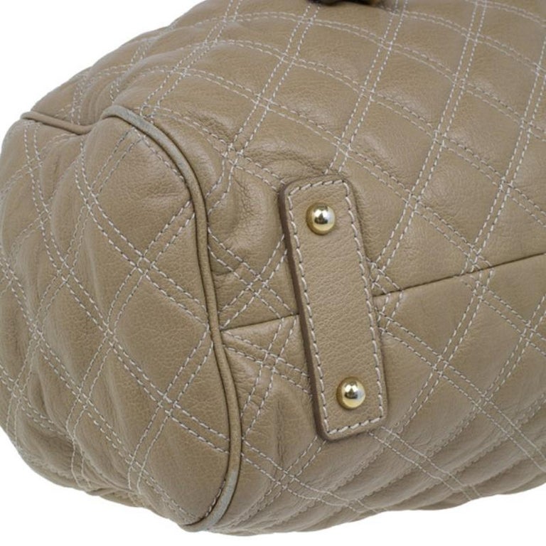 Marc Jacobs Beige Quilted Leather Stam Bag For Sale at 1stDibs