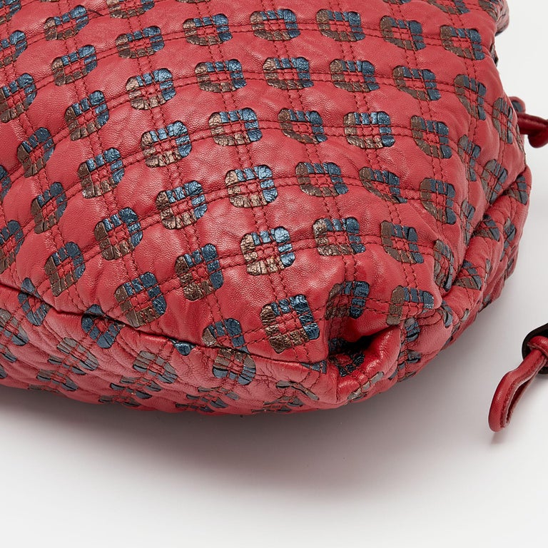Marc Jacobs Red/Brown Leather Memphis Drawstring Tote For Sale at 1stDibs