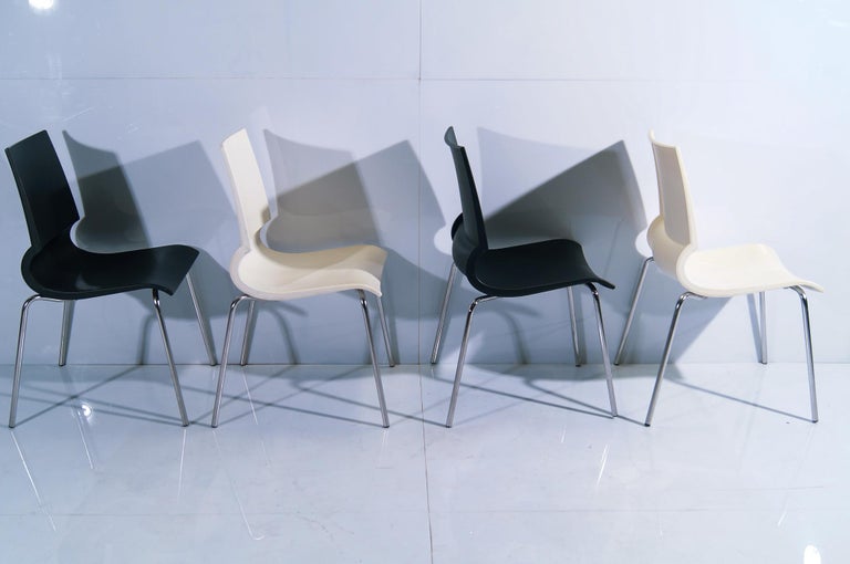 Marco Maran for Knoll, 'Gigi' Side Black and White Chairs, Set of 4 For ...