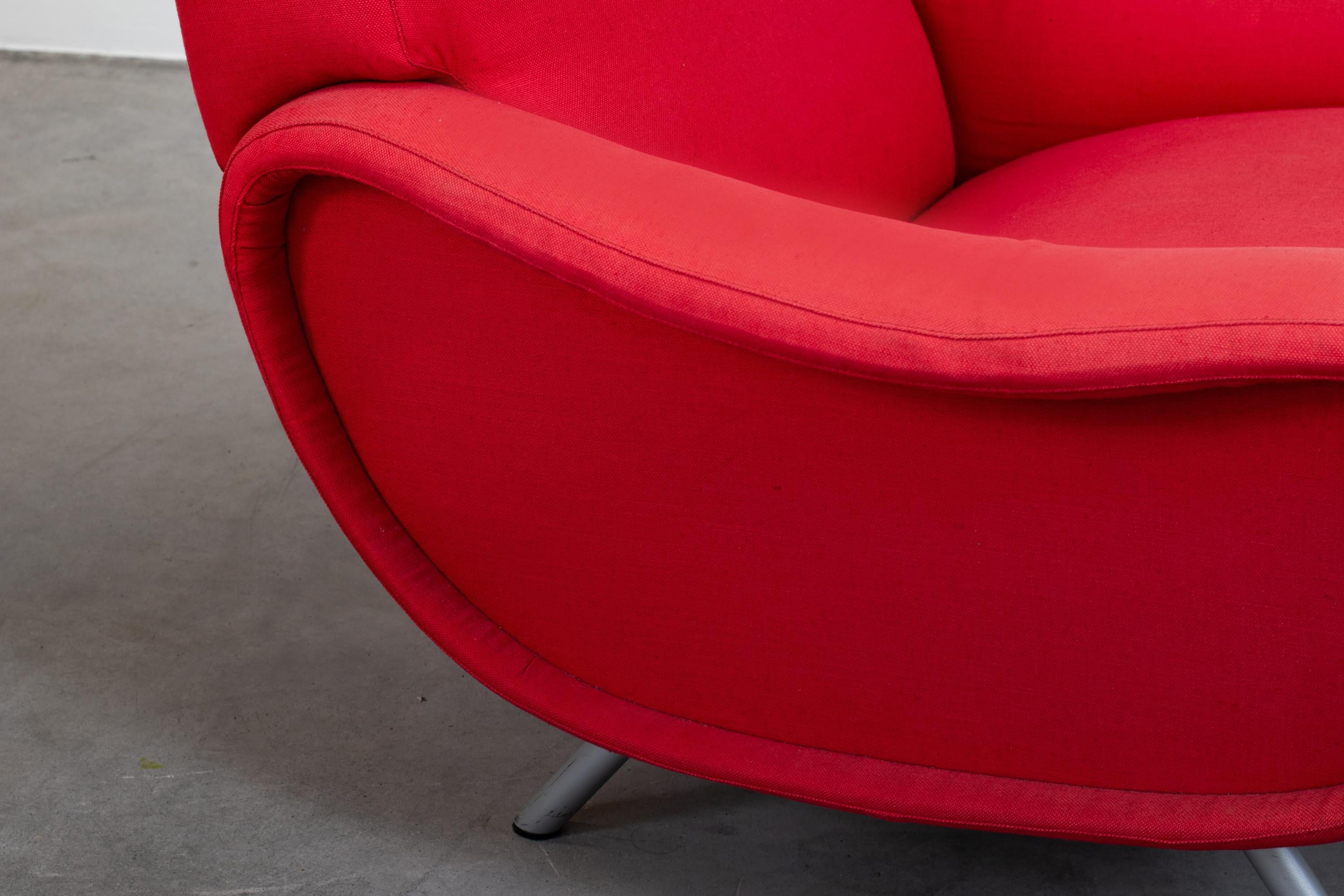 Marco Zanuso Lady Armchair in Plywood and Red Padded Fabric for Arflex ...