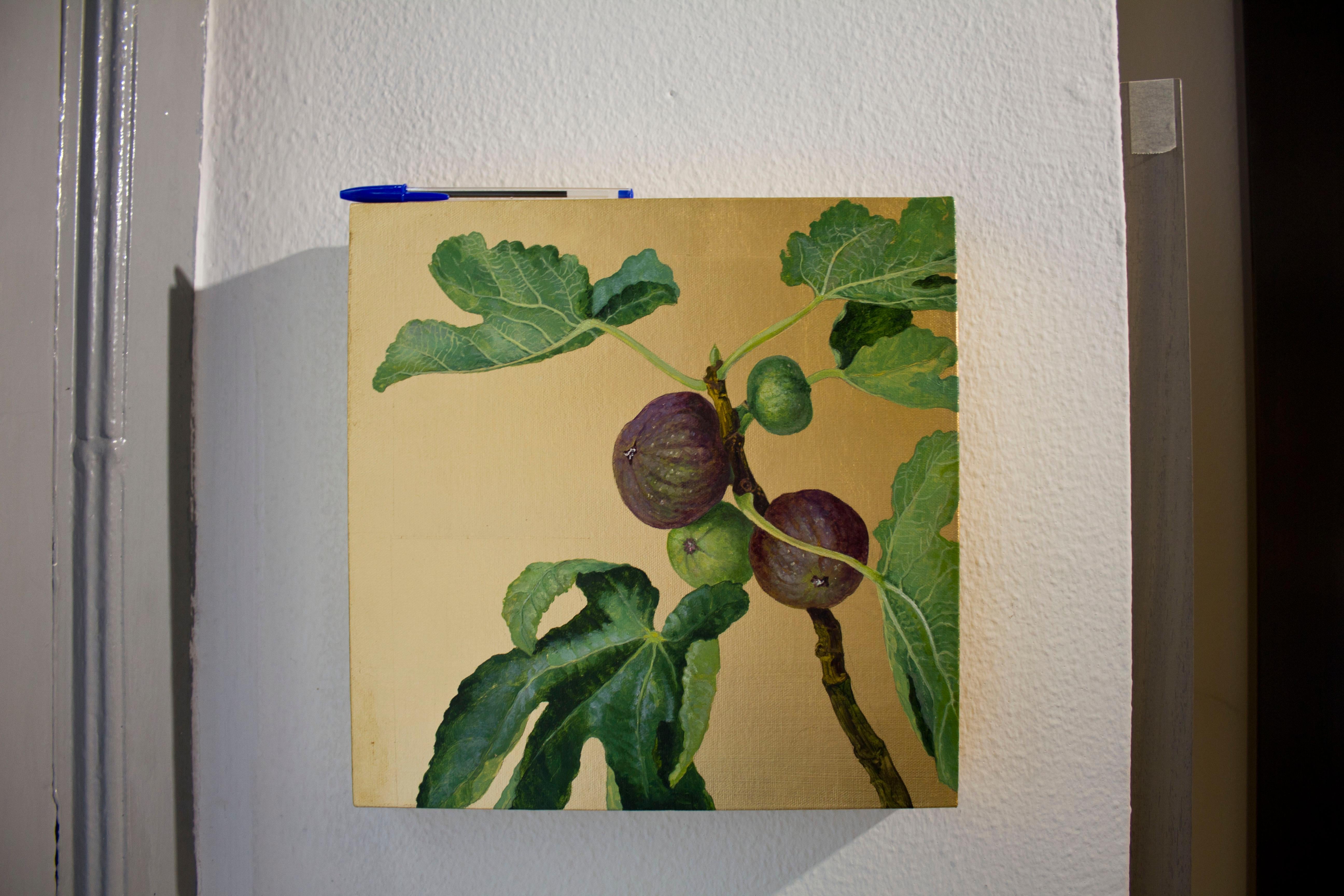 Margherita Leoni - Petit oil painting of a fig branch on a gold-leaf ...