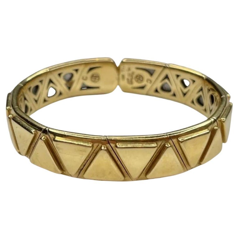 Marina B Cuff Pair in 18 Karat Yellow Gold 90 Gm Triangoli Collection ...