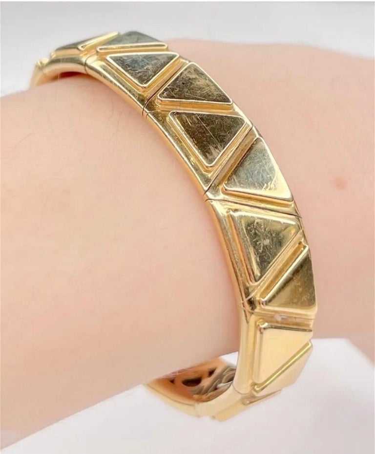 Marina B Cuff Pair in 18 Karat Yellow Gold 90 Gm Triangoli Collection ...