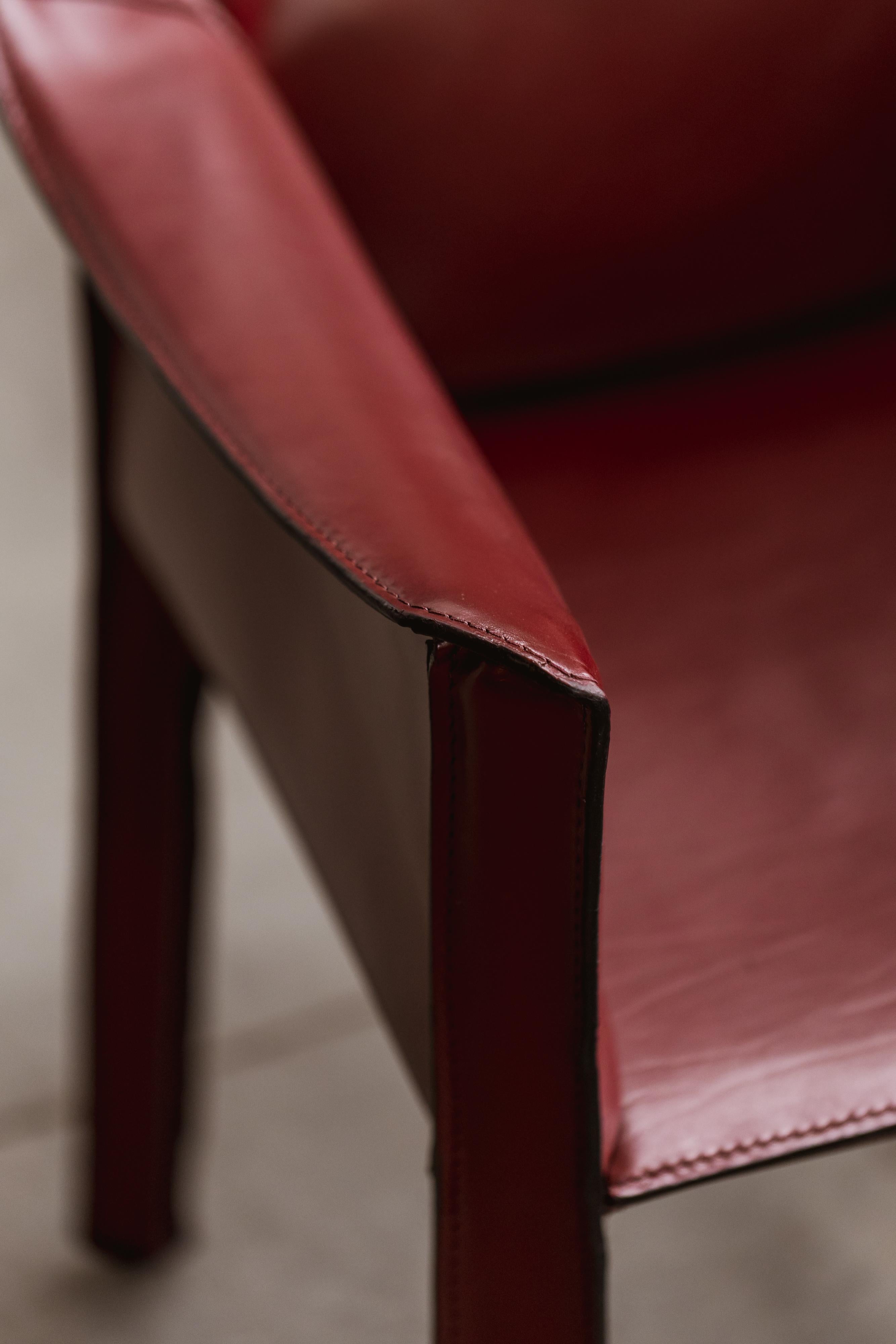 Mario Bellini "CAB 413” Chair for Cassina, Bordeaux Leather, 1977 For ...