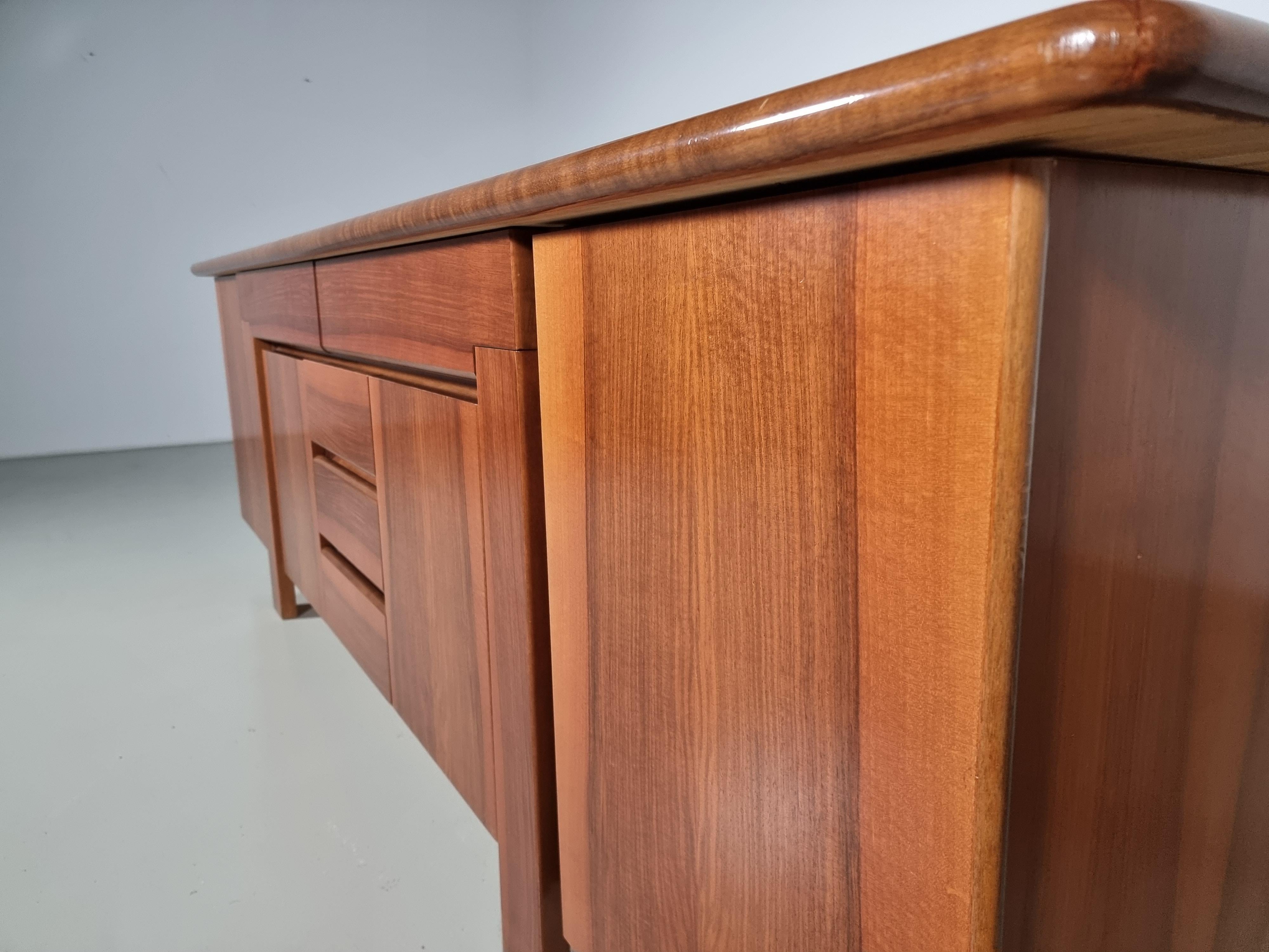 Mario Marenco for Mobil Girgi 'Sapporo' Sideboard in Walnut Wood, 1970s ...