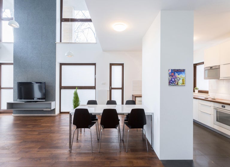 Marion Duschletta - Singapore Postcard For Sale at 1stDibs