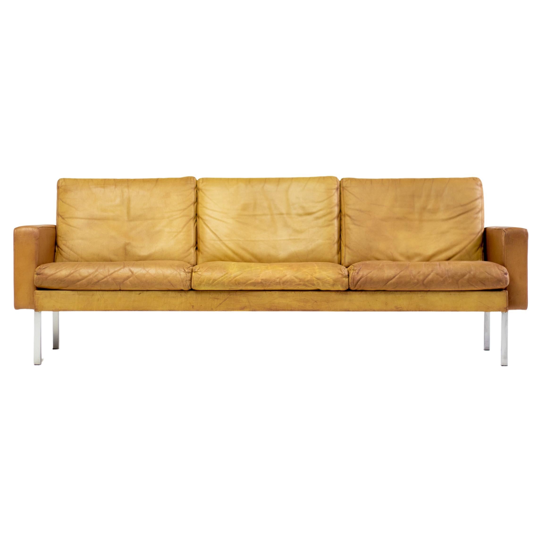 Martin Visser attributed Mid-Century Sofa at 1stDibs