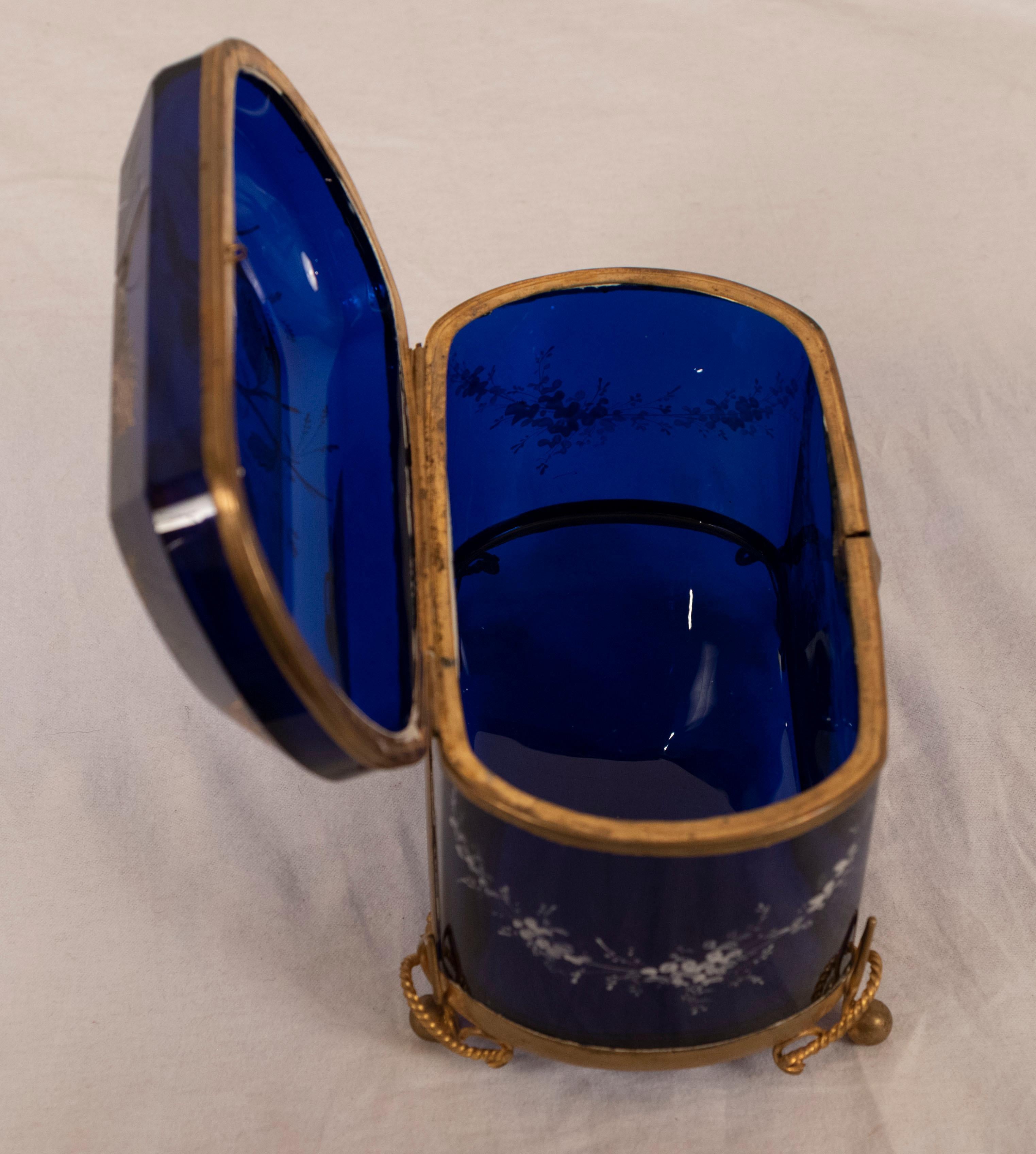 Mary Gregory Gilt and Cobalt Blue Art Glass Box For Sale at 1stDibs ...