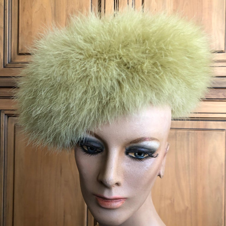 Marzi Firenze 1980's Pale Green Feather Knit Beret Hat for Neiman ...