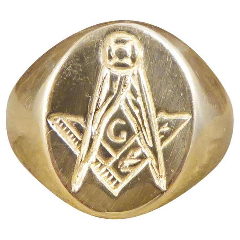 Masonic Compass Engraved Signet Ring in 9ct Yellow Gold at 1stDibs