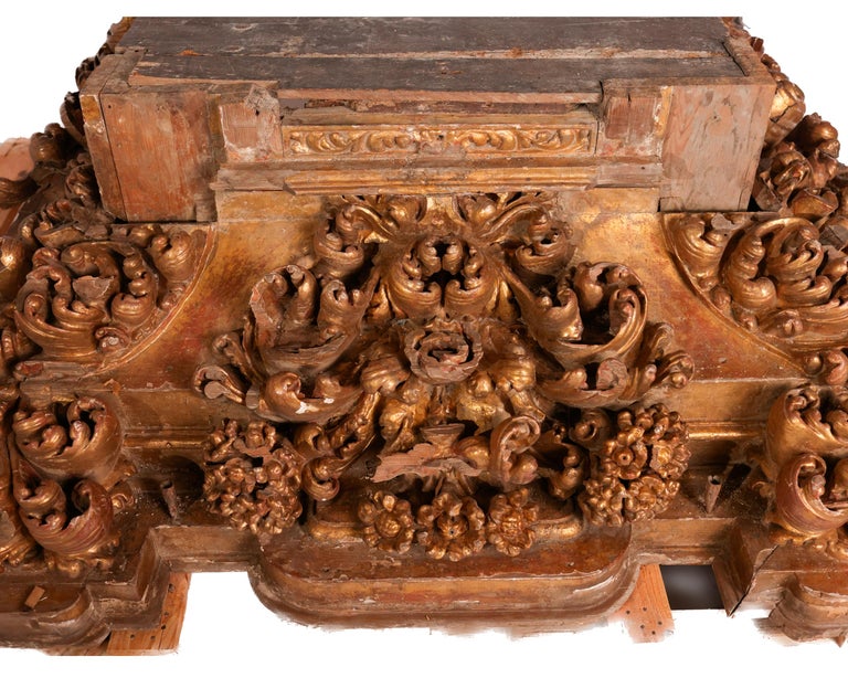 Massive Antique Gilt Pediment For Sale at 1stDibs