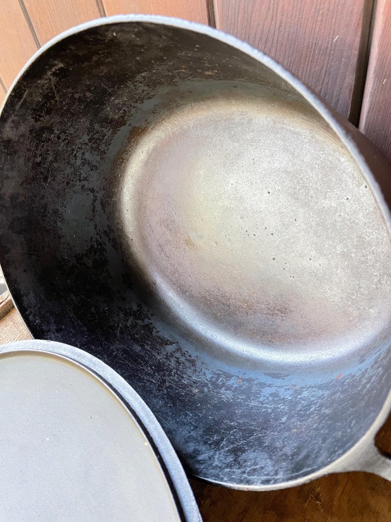 Massive Victorian Era Cast Iron Dutch Oven Turn of Century Vintage ...