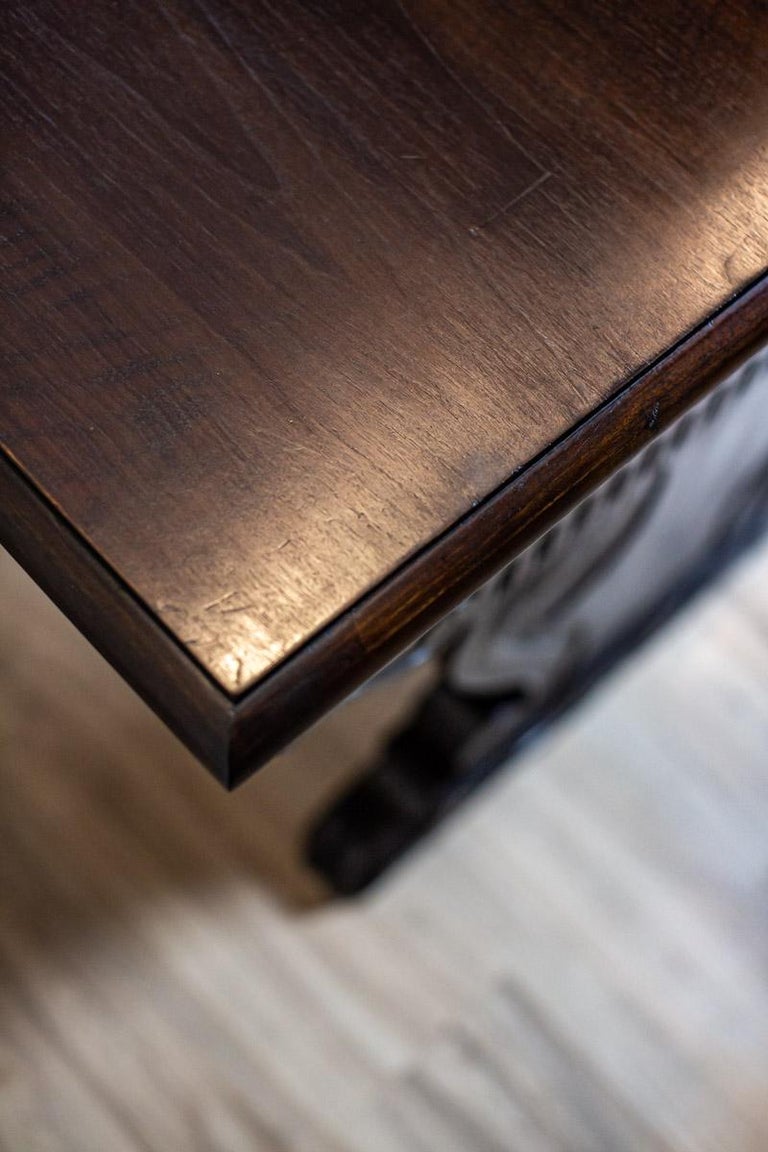 Massive Walnut Center Table from the Early 20th Century in Dark Brown ...