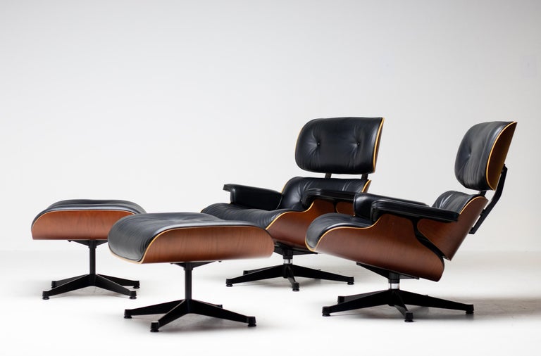 Matching Pair of Charles and Ray Eames 670/671 Lounge Chairs and ...
