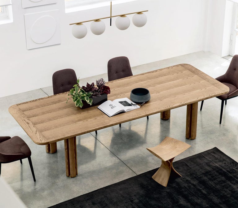 Mathilda Dining Table For Sale at 1stDibs