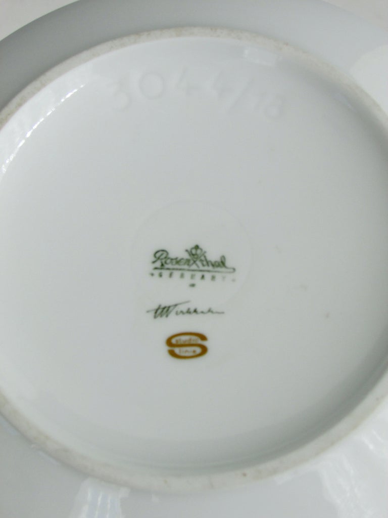 Matte White Tapio Wirkkala Rosenthal Studio Line Vase For Sale at 1stDibs