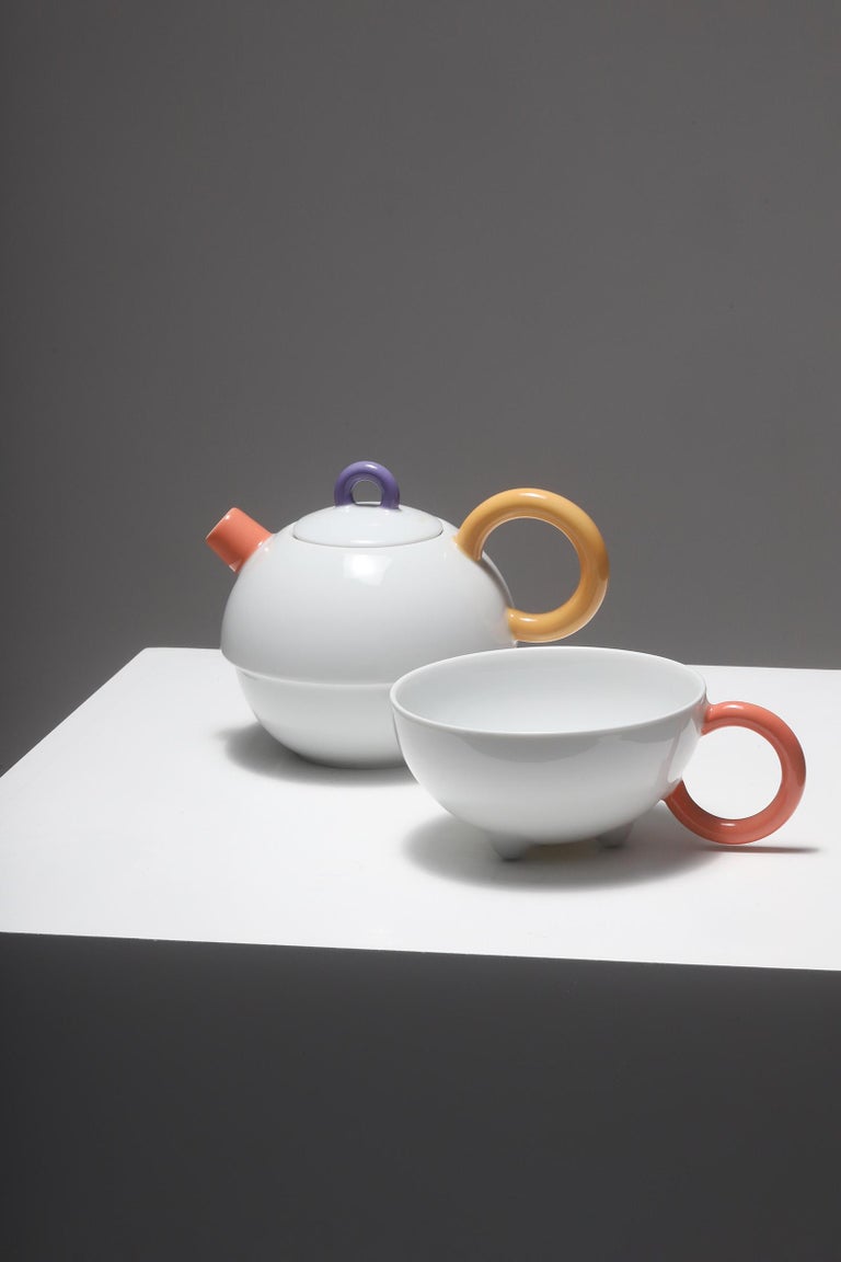 Matteo Thun modern teapot for one, Memphis style 1980s For Sale at 1stDibs