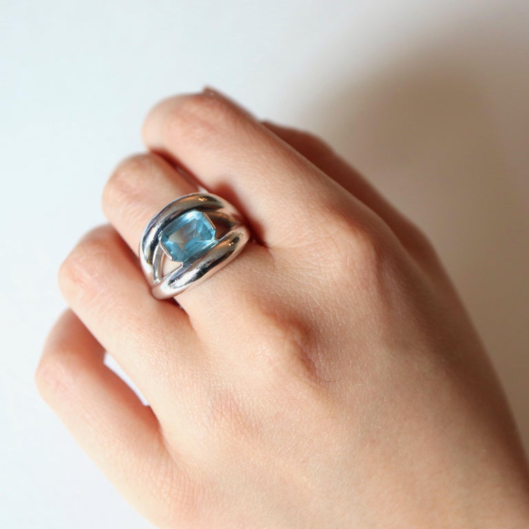 Mauboussin Ring in 18 Karat White Gold Setting an Aquamarine For Sale ...