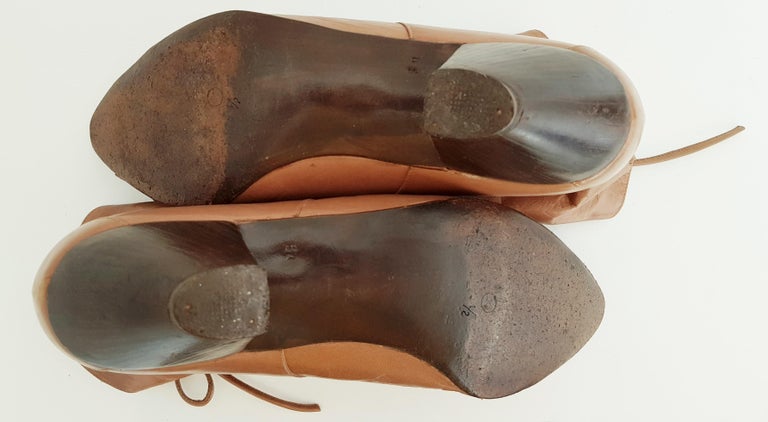 Maud Frizon Leather Ankle Heeled Boots With Wooden Sole - Size 39 1/2 ...